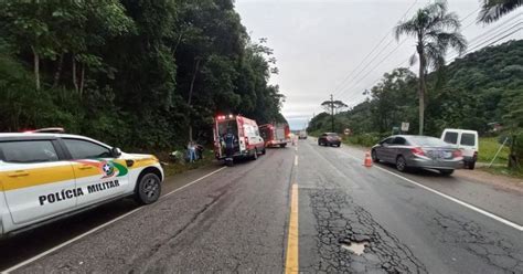 Mulher Fica Gravemente Ferida Após Ser Atropelada Na Rodovia Ivo Silveira
