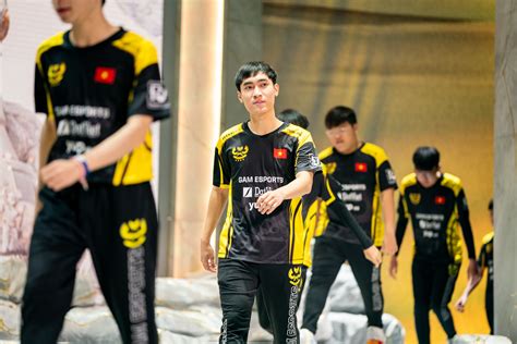 A Casual Fans Guide On Who To Root For At The 2022 League Of Legends