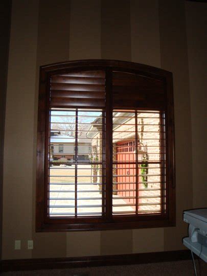 Split Tilt Rod Clearview Shutters