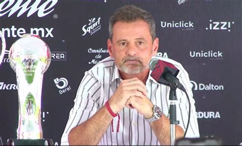 Javier Alarcón Comparó Al Chapulín Colorado Con Diego Cocca Y La