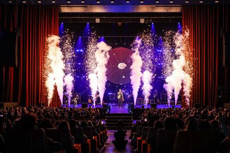 Близо 4000 души аплодираха и пяха заедно с Миро на концерта му в зала 1 на НДК City Radioandtv