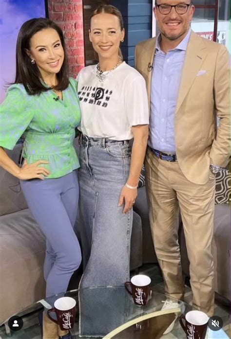 Karine Vanasse Confirme La Tendance Mode De Lautomne