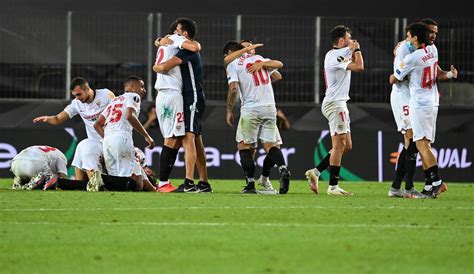 Las Mejores Imágenes De La Sexta Europa League Del Sevilla Ante El
