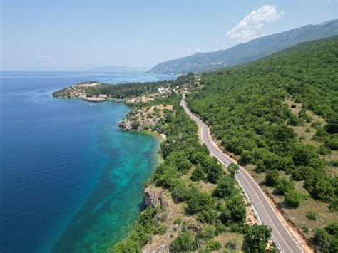 Видео Како изгледа обновениот пат од Охрид до Св Наум еМагазин