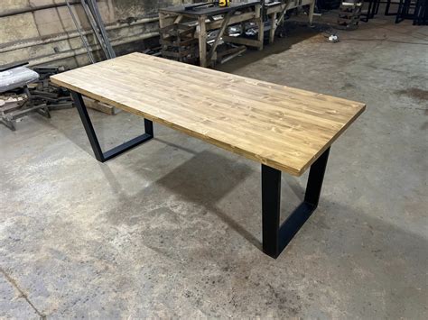 Столы и столики из дерева в стиле лофт в Беларуси — купить по низкой цене на Яндекс Маркете