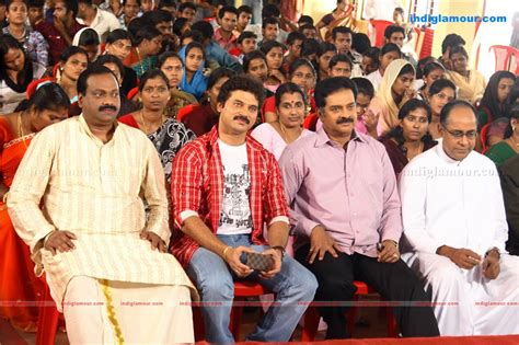 Female Unni Krishnan Movie Hd Photosimagespicsstills And Picture