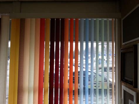 Вътрешни вертикални щори