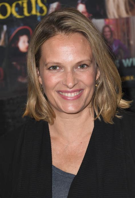 Original Cast Missing From Hocus Pocus 2 Popsugar Entertainment