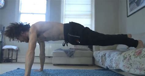 This Man S Amazing Training Technique Will Put Your Push Ups To Shame Daily Star
