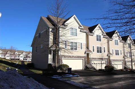 181 Remy Court Shelton CT 06484 Townhome Condo Sold