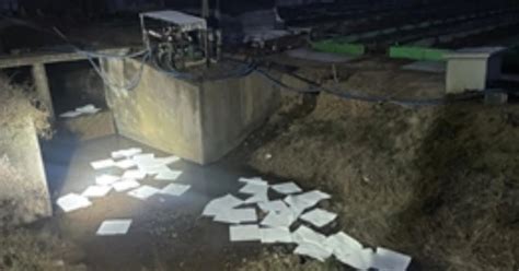 여수서 유류저장탱크 기름 소량 유출방제 작업