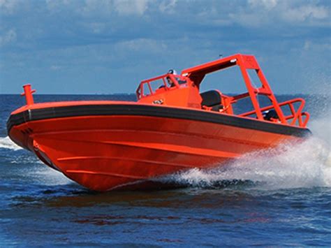 The High Speed Maneuvering Surface Target Hsmst Download Scientific Diagram