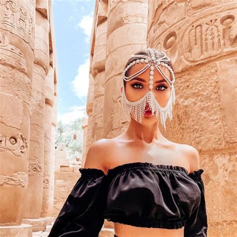 새로운 술 베일 마스크 여성 모자를 쓰고 있죠 라인 석 체인 얼굴 마스크 가장 무도회 댄스 파티 의상 섹시한 얼굴 액세서리 쥬얼리 Aliexpress