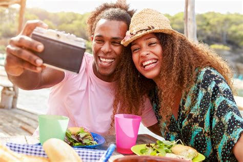 Scientists Have Figured Out Why People Like To Take Selfies •