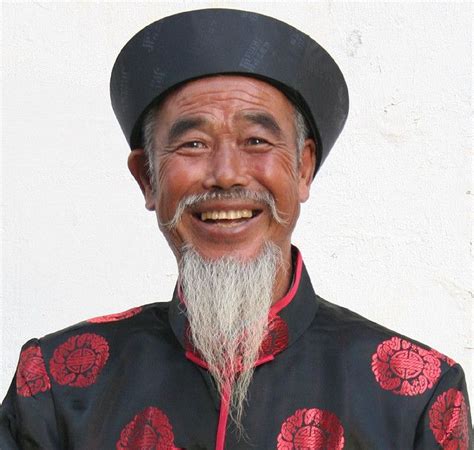 Smiling Old Chinese Man In Shanghai Chinese Man Picture Collection Funny Photography