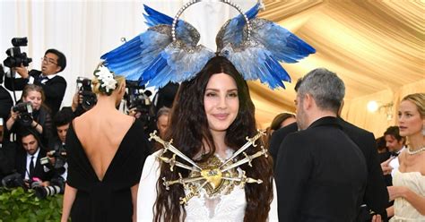 구찌 길티 커플 향수 새로운 얼굴 공개