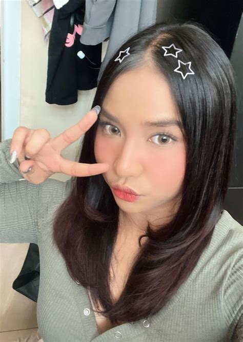 I Feel Like Im As Cute As An Anime Character In This Selfie 😂 Rselfie