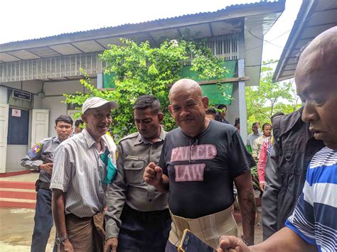 တရားရုံးကို ဖိနပ်ဖြင့် ပစ်ပေါက်ခဲ့သည့် ရှေ့နေဦးဇော်၀င်းအမှု လာမည့်ရုံးချိန်တွင် အမိန့်ချမည်