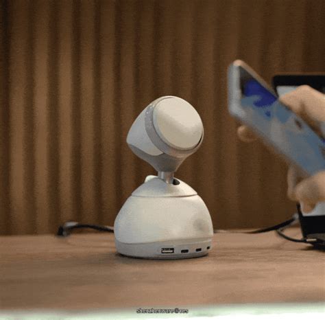 把具身 Ai 养在桌面上：loona Deskmate 如何用刚需接住大模型的地气？ Ces2026腾讯新闻