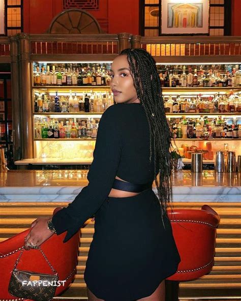 Naomi Schiff Nue Photos Biographie News De Stars Les Stars Nues