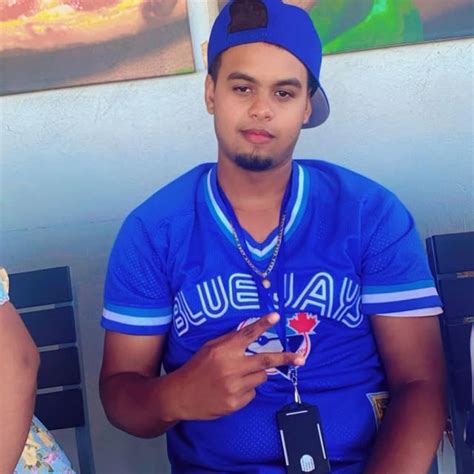 Alexander Luna Alexander Luna On Threads