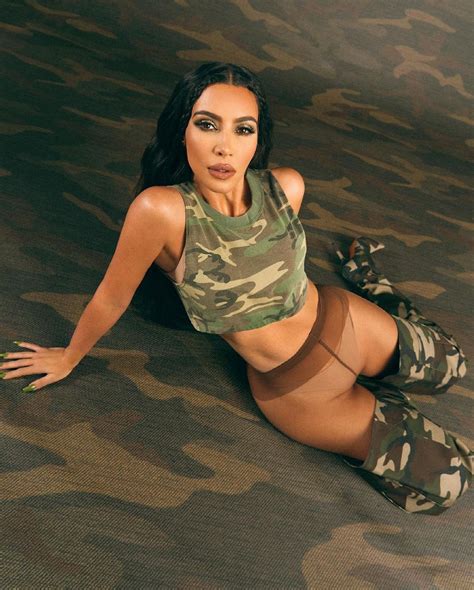 Kim Kardashian Half Naked Bts Photos Videos The Fappening