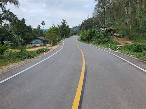 วิ่งสะดวก ถนนเชิงลาดสะพานข้ามแม่น้ำหลังสวน จ ชุมพร เสร็จแล้ว หนุน ศก ชุมชน