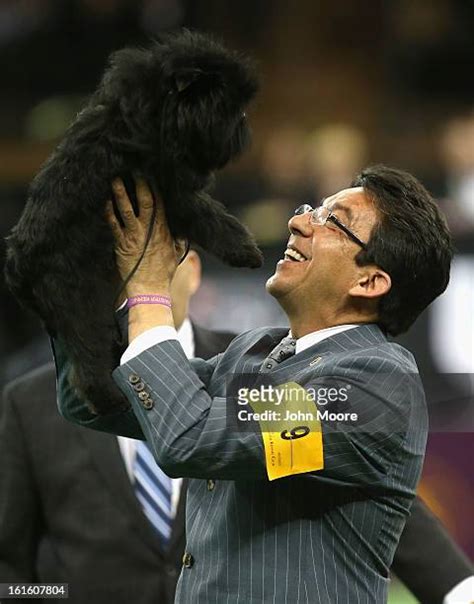 Handler Ernesto Lara Photos And Premium High Res Pictures Getty Images