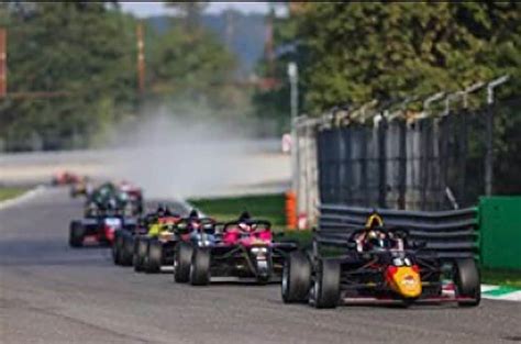 A ‘rage To Learn Red Bull Advanced Technologies Uses Oci To Test Ai For Future Racing Stars