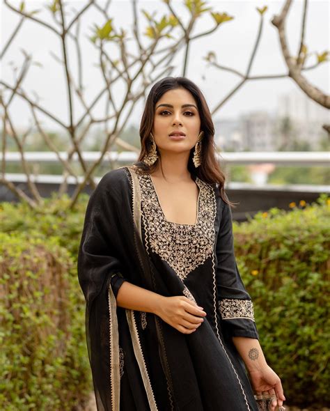 Samyuktha Menon Photos Pictures And Hd Images Kerala Com