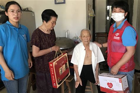 娄桥社区开展情暖中秋送关爱慰问活动