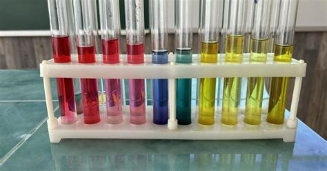 9 клас Практична робота №2 Якісні реакції на деякі йони Тест на 13 запитань Хімія