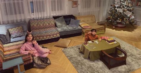 이윤진♥ 이범수 자녀 소을·다을 호텔같은 럭셔리 거실서 집콕 일상 [in스타★]