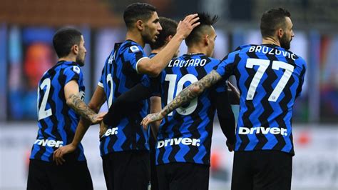 El Inter celebró de la mano del retorno de Vidal