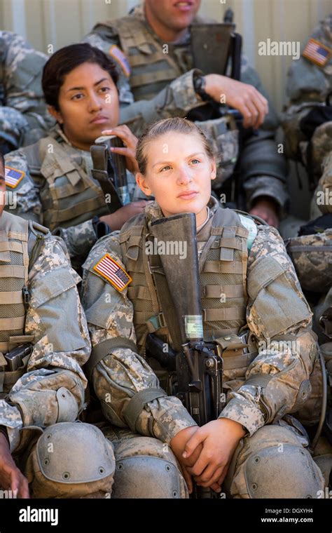 American Female Soldiers Pictures