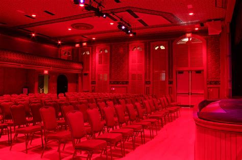 Delphi Opera House Associated Controls Design