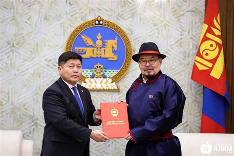 “Оюу толгой ордоос Монгол Улсын хүртэх үр ашгийг хангуулах тухай” УИХ ын тогтоолын төслийг өргөн