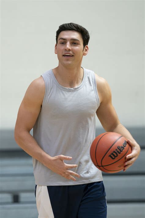 Holky Z Vejšky Sex And Basketball S02e09 2022 Galerie Z Epizody