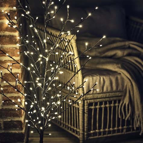 მიიღე რჩევები საახალწლო განათებაზე Jysk