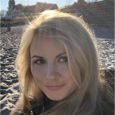 Anna Kos Instagram Twitter And Facebook On Idcrawl