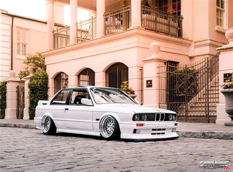 Bagged Bmw 3 Coupe E30