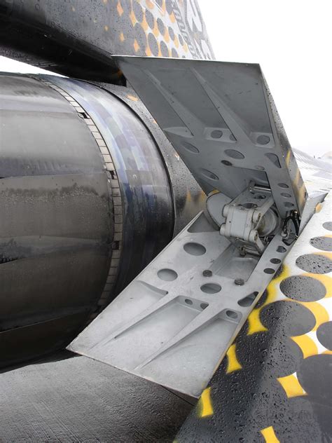 F 16 Block 20 Mlu Walk Around Page 1