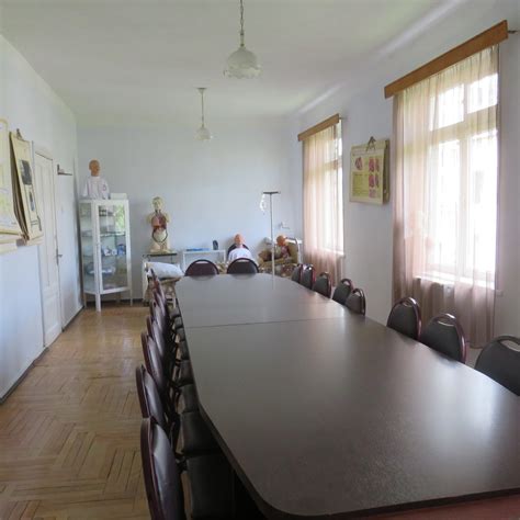 პირველი სამედიცინო სასწავლებელი Home Facebook