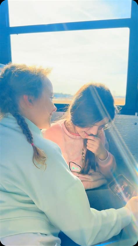 Маківка хатка для зернятка А ви знали що танці не тільки розвивають тіло а й допомагають