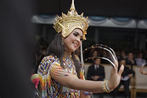 Menora Dance Wikipedia