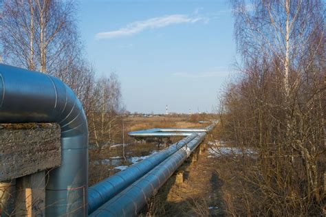 Транзит російської нафти територією України скоротився до мінімуму Читайте на Ukr Net