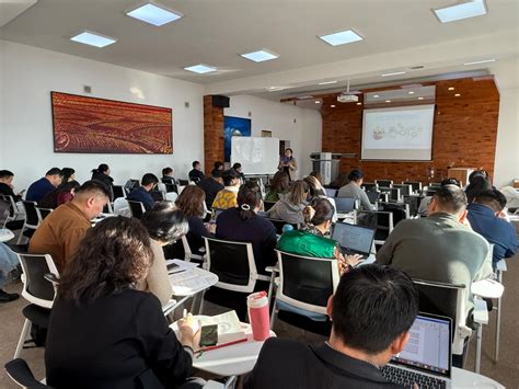 Багш нарыг ажлын байранд чадваржуулах СУРГАЛТ БОЛЛОО Отгонтэнгэр их сургууль