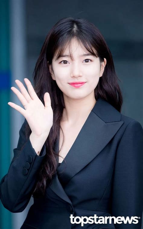 Pin By Entertainment On Baesuzy Bae Suzy Celebrities Beauty