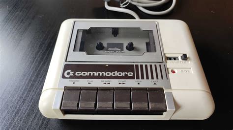 Komputer Commodore C64 G magnetofon Datasette 1530 model C2N Wrocław