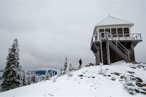 Snowy Hike To Glaciers Mount Brown Lookout Delivers Views Adventure